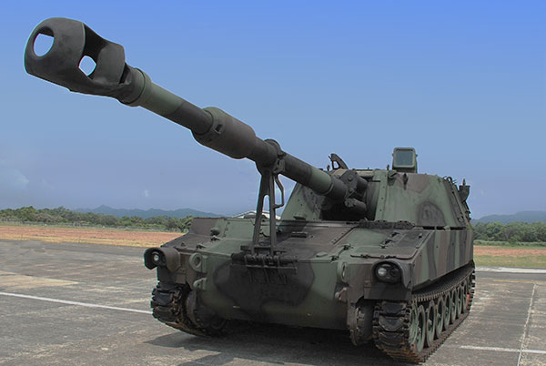8V71T Engine and XTG411 Transmission: M109 vehicle support